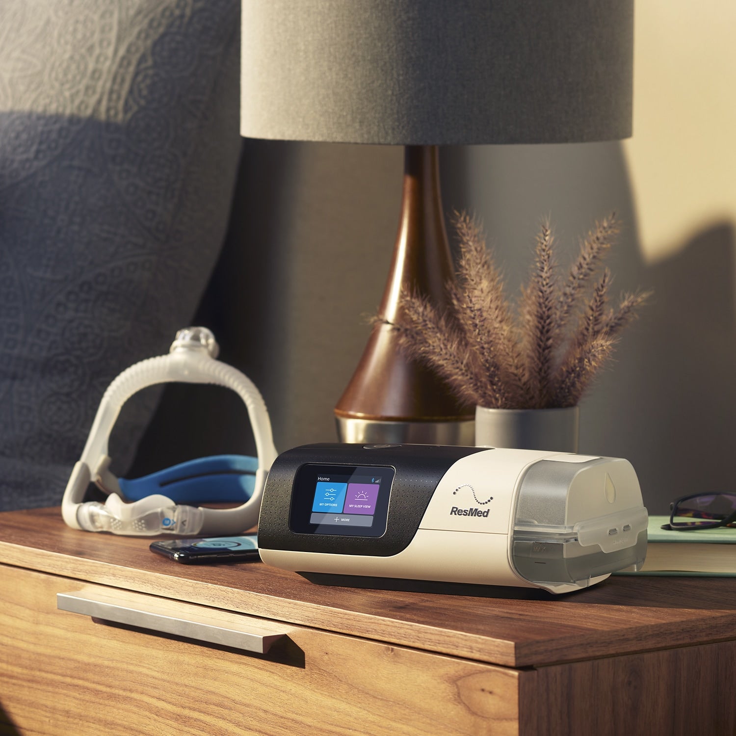 AirSense 11 AutoSet Auto-CPAP Machine Package with Heated Humidifier ...